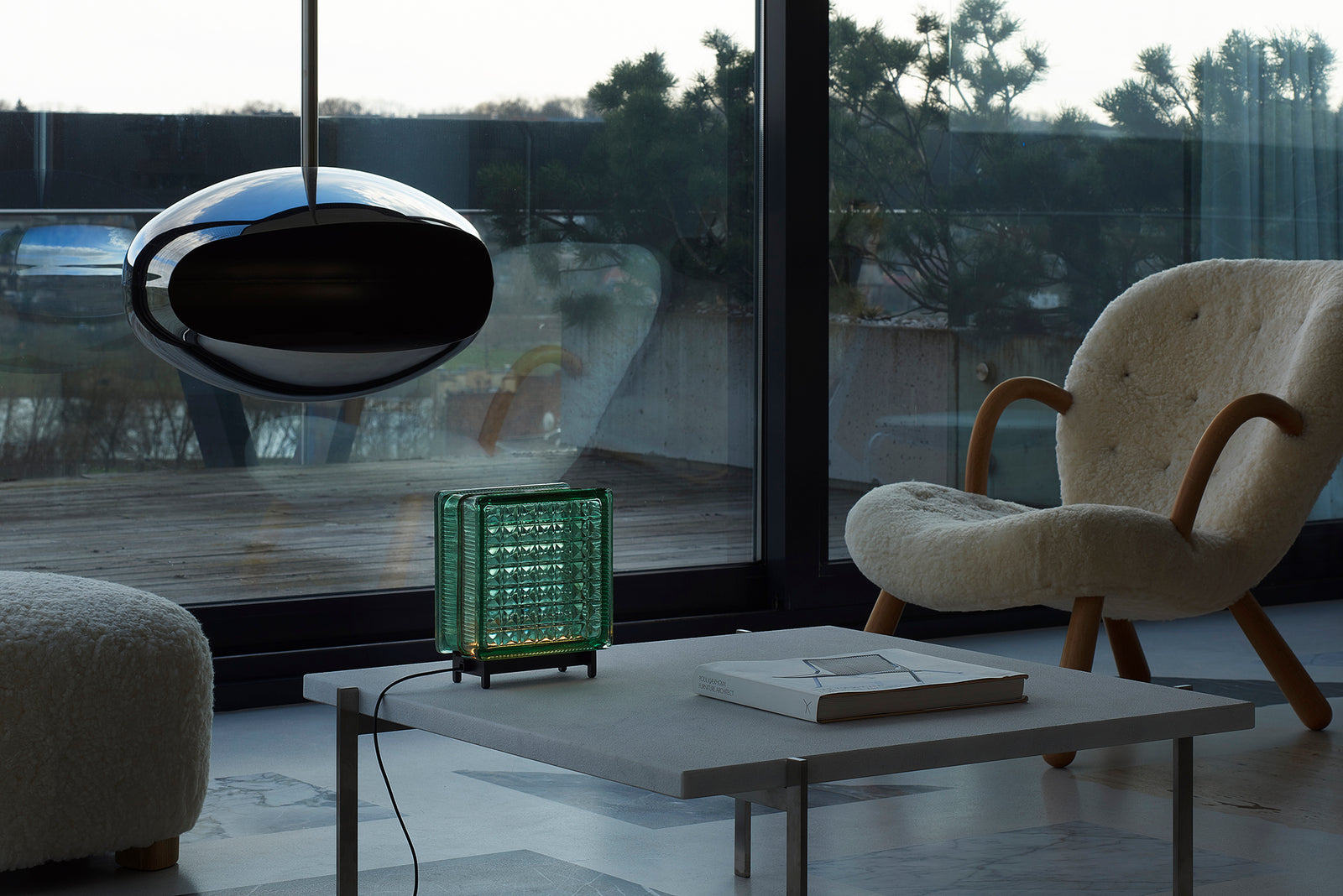 Rich Green Lamp 01 / INP